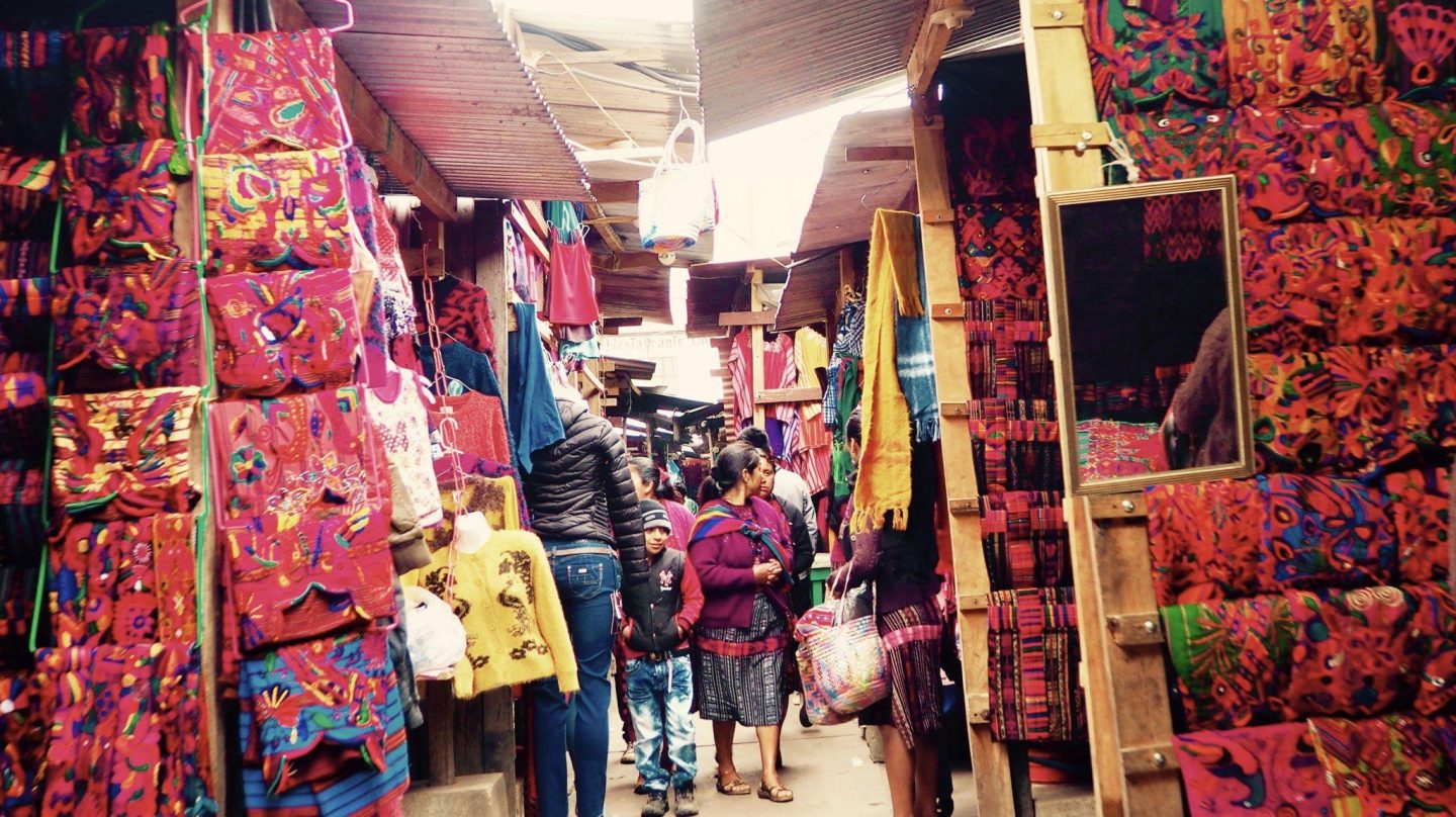 The Complete Guide To Guatemala Chichicastenango Market